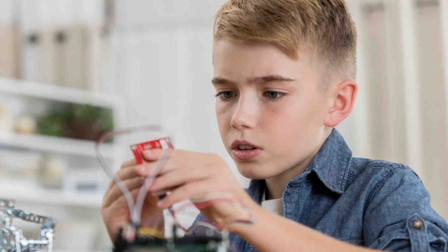 Parenting Tween Boys: Positive Tips and Truths