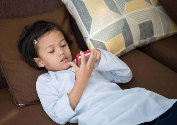 What Is Screen Addiction And How Can You Help Your Child? - They Are ...